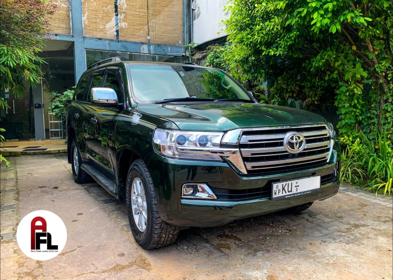 Rent Toyota Land Cruiser Sahara V8 2013 / 14 car | Asia Fleet Lanka